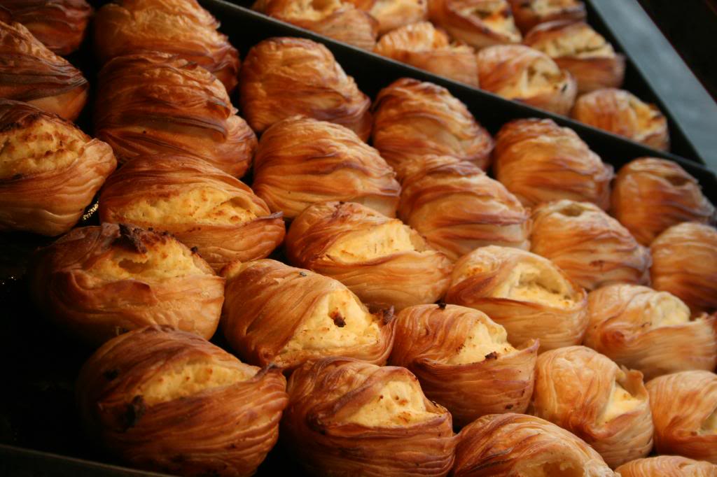 Carioca Abroad: Pastizzi