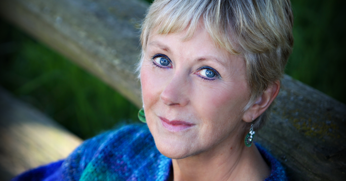 BLOGGING WITH BEVERLEY: Best Selling Author Susan Fox Talks Settings