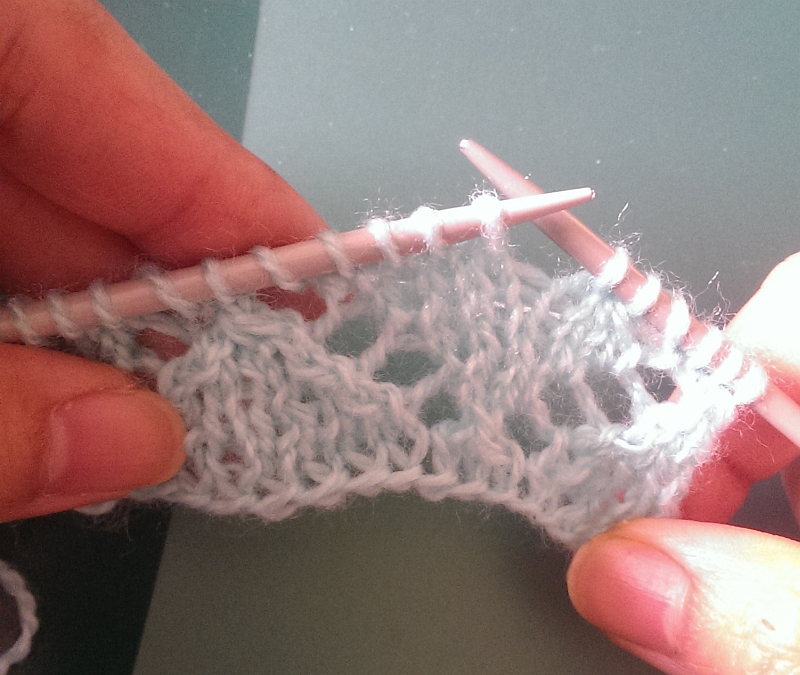 Anything Creative: Shell Pattern - Knitting tutorial