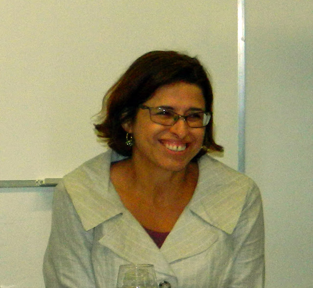Maria Clara Medeiros Santos Neves - Biobibliografia - Estação Capixaba