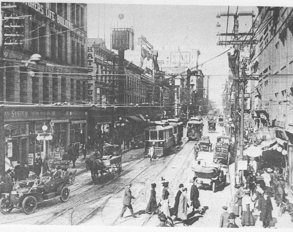 The Left Chapter: 18 Black-and-White Toronto Vintage Streetscapes 1860-1974