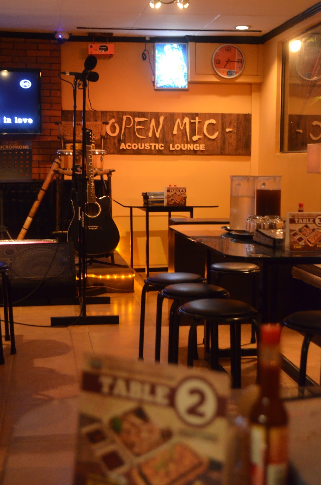 Open Mic Reserve | Restaurant + Acoustic Lounge