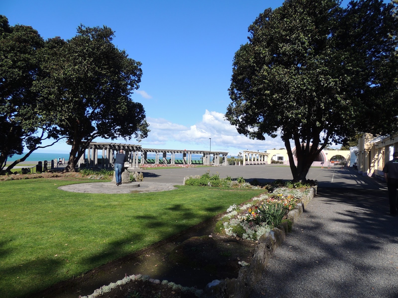 THE ROAD TAKEN : Napier: Art Deco Capital of the World