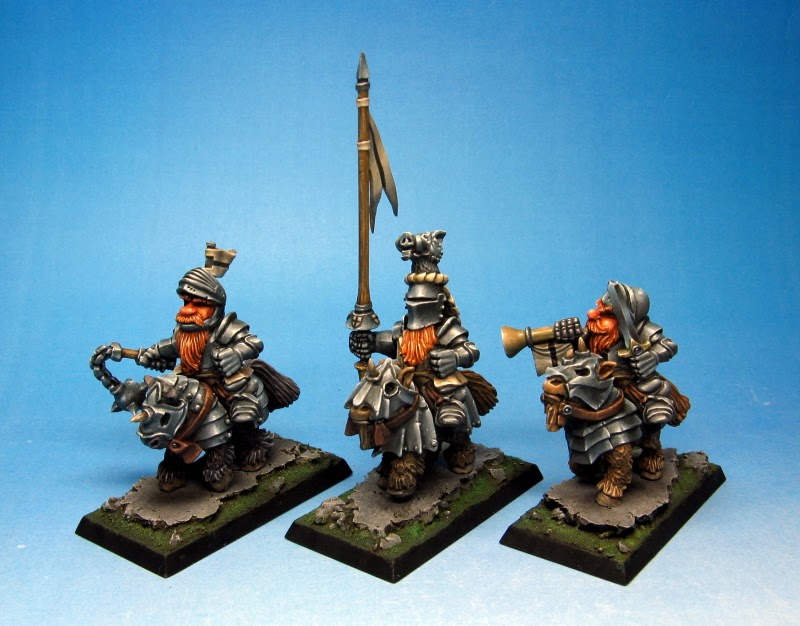 WK's Miniature Imperium: Painted Dwarf Knights And Assembled Metals