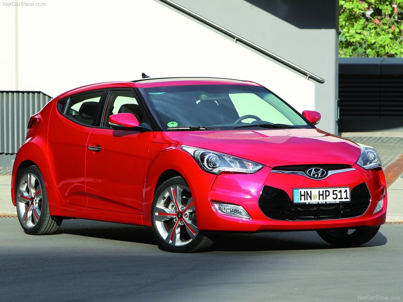 Car of Cars: Veloster e Elantra já estão à venda