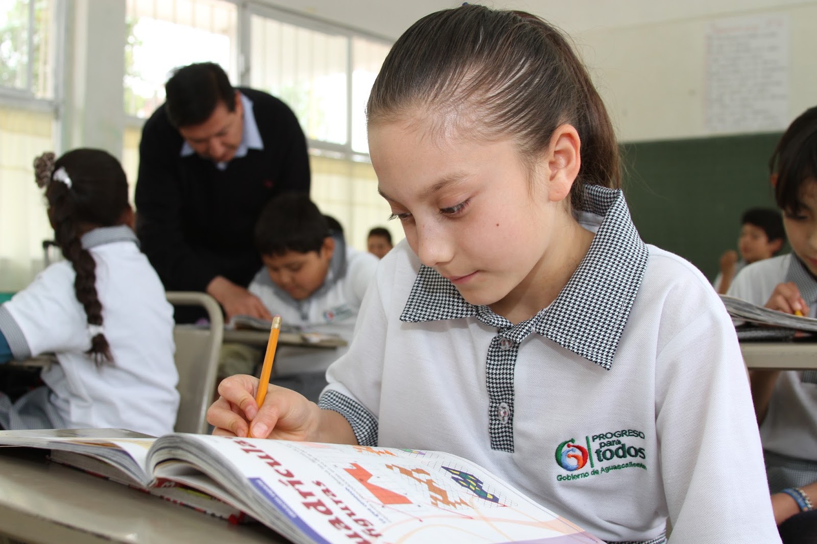 La Grilla: 328 Escuelas de Educación Básica Operan ya con "El Esquema ...