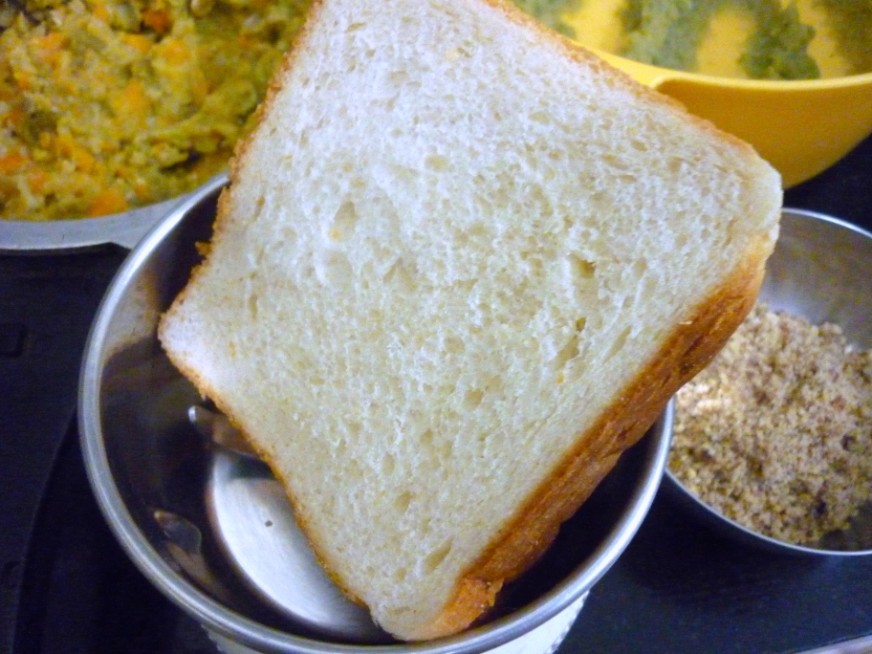 How to make Rusk | How To Make Bread Crumbs | Microwave Method