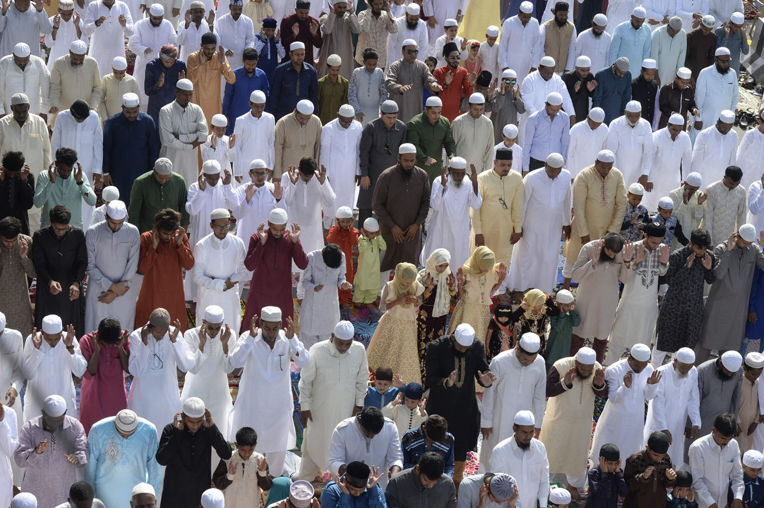 EDUCATION IS POWER: Indian Muslims offer Eid al-Fitr prayers outside ...