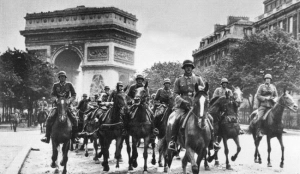 Lo Que Pasó en la Historia: June 22: France surrenders to Germany in 1940