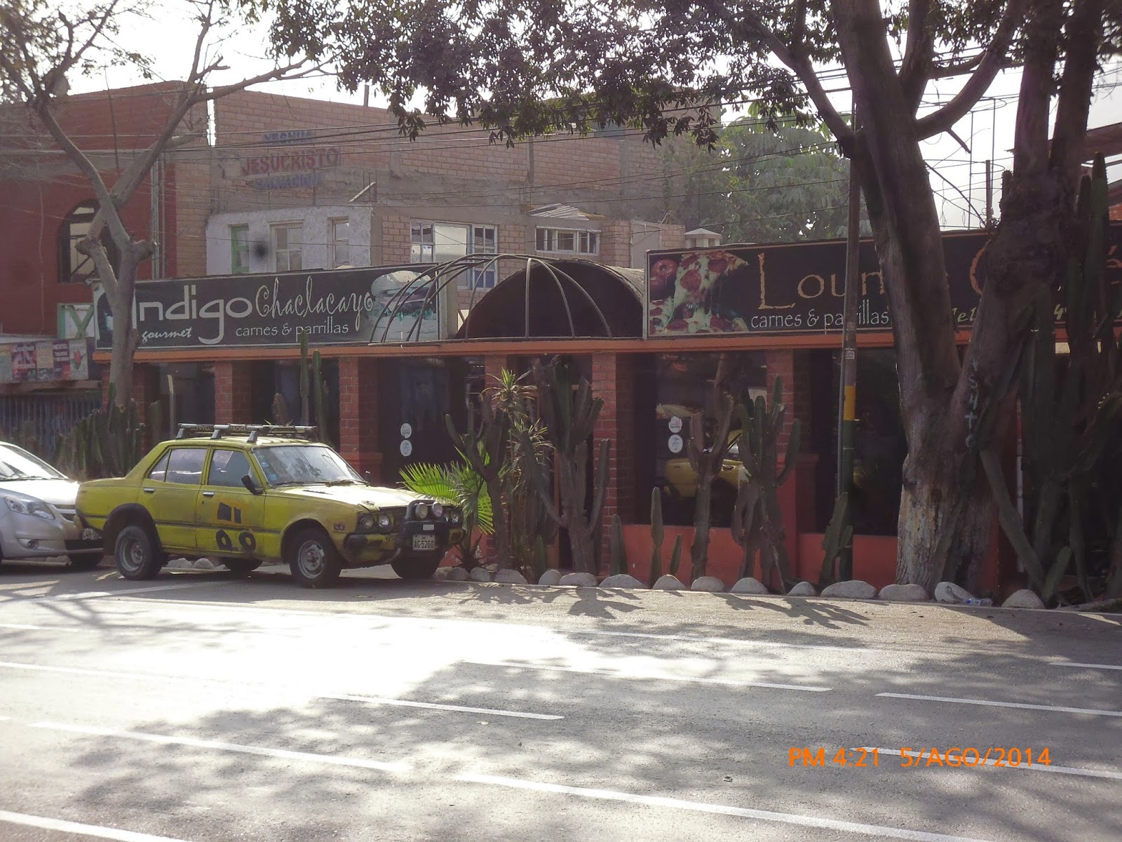 LUGARES TURÍSTICOS EN PERÚ: PARQUE CENTRAL DE CHACLACAYO