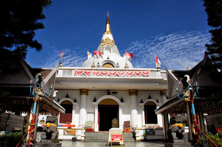 everything is awesome: Vipassana Graha