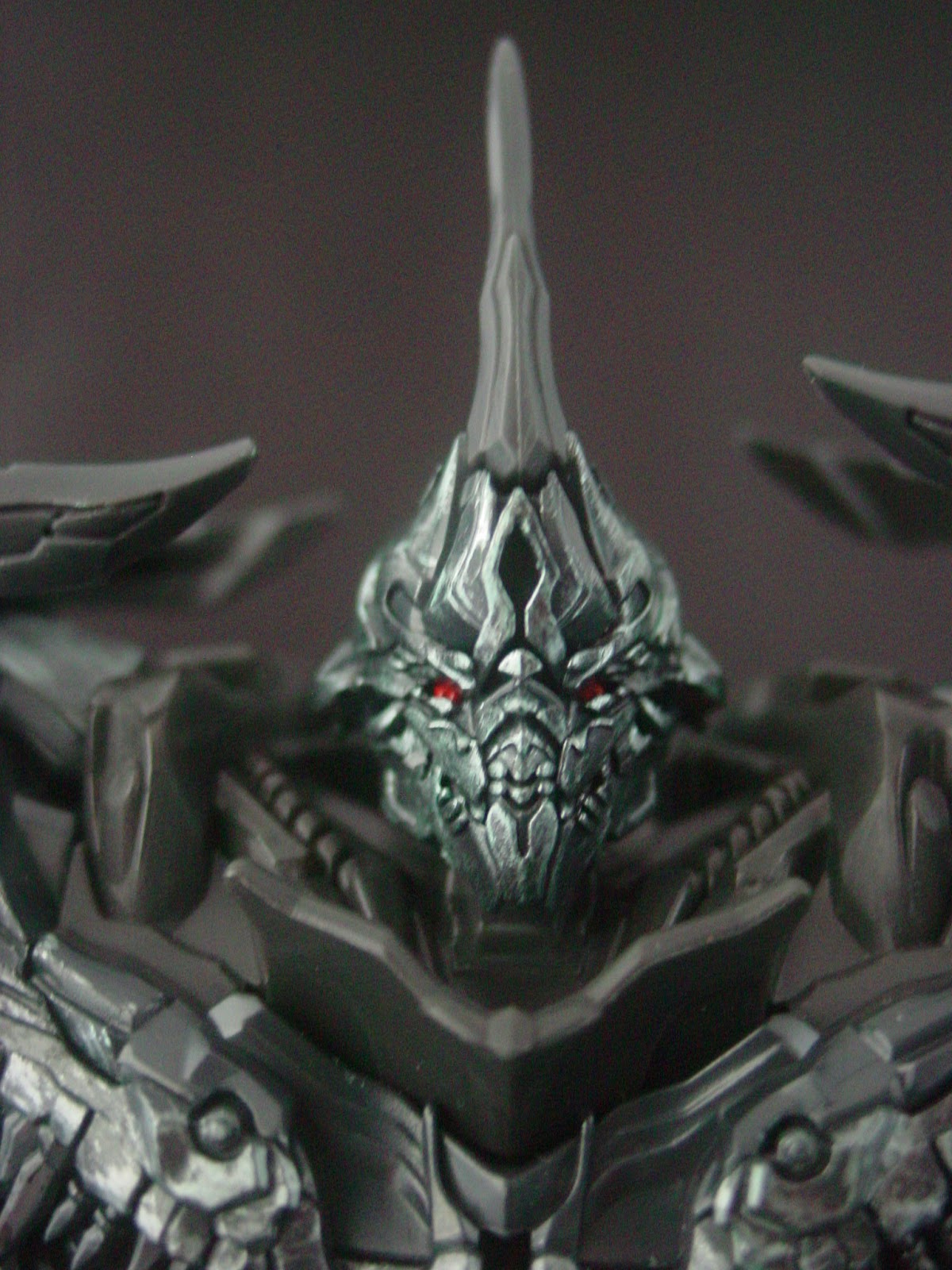 The HEXdidn't... TransFormers Collection Blog: Studio Series #07 Grimlock
