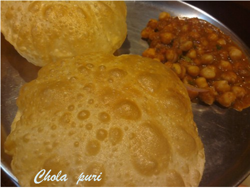 Vaniensamayalarai: Chola puri / Bhature