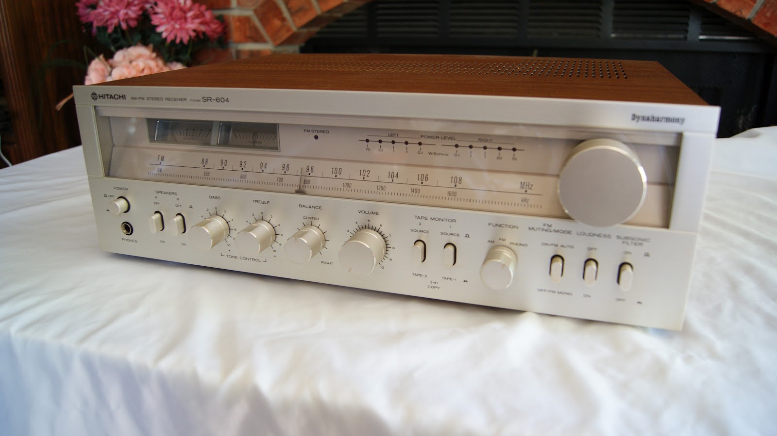 Hitachi SR-604 Receiver
