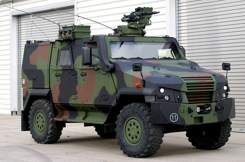 autos - photos: VOITURES SUISSE --- MOWAG MOTORWAGENFABRIK AG --- 1950 ...