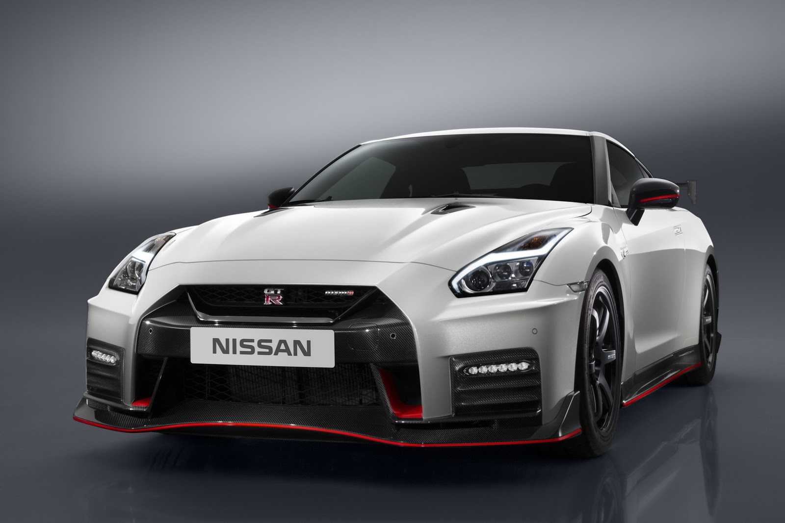 Nissan GTR Nismo makyajlandı - Sekiz Silindir