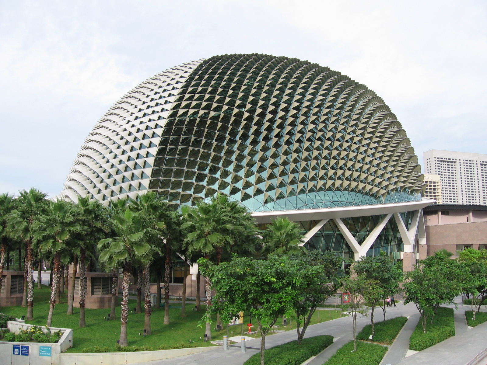 World Visits: Esplanade Theatre in Singapore