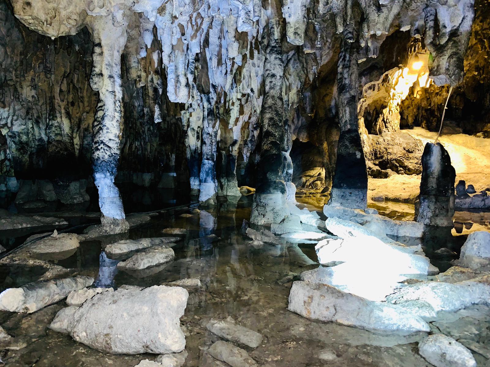 Pasionati de frumos !: Cheile Șugău - Peștera Tunel - Peștera Munticelu ...