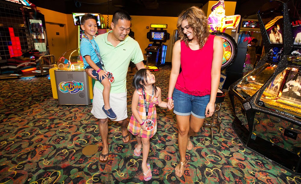 Family Fun Fix: 5 Tips for Moms Planning Indoor Family Fun