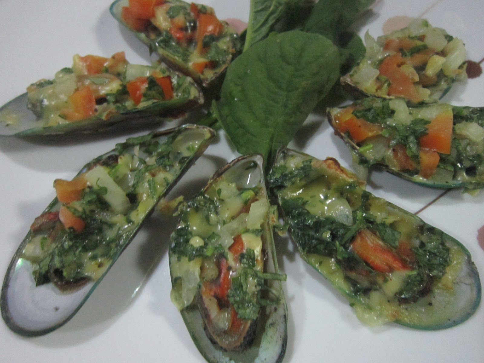 BAKED TAHONG with SPINACH, ONION and TOMATOES