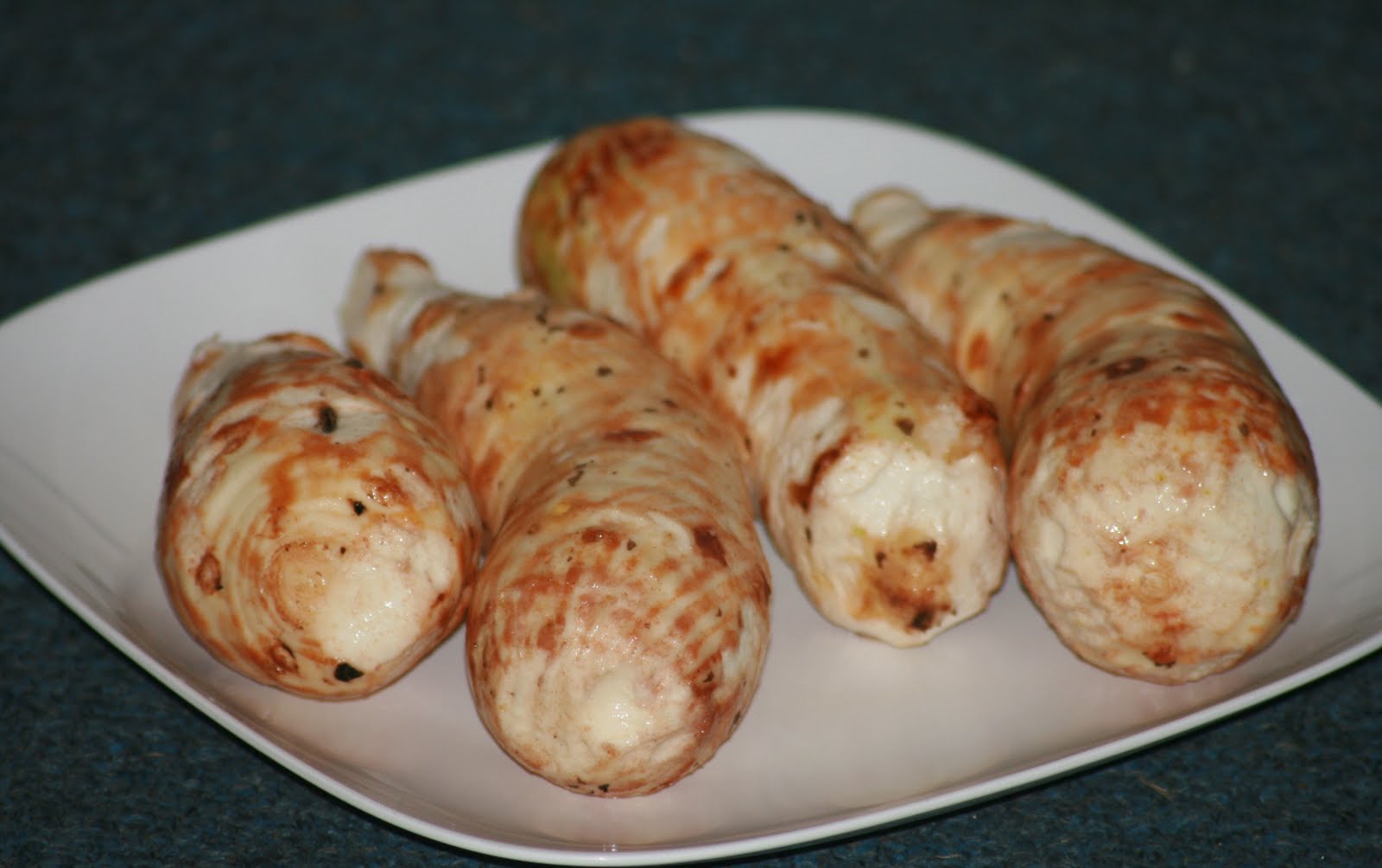 Third Kitchen: Chembu puzhungiyathu(Boiled Malanga)