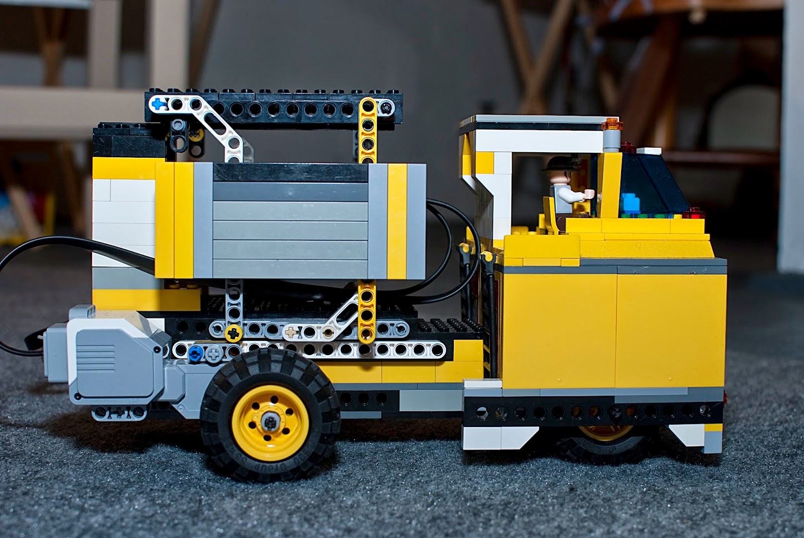 Chris Ippolito - Technology Educator: Summer of LEGO - "The Beast"