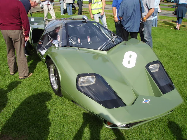 Net Cars Show: 1968 Marcos Mantis XP