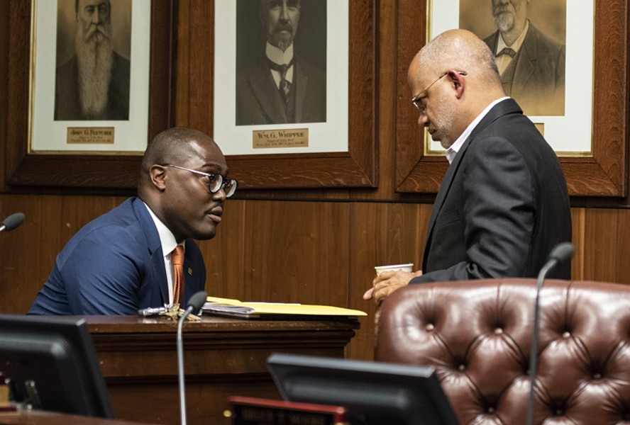 Bad City of Little Rock: MAYOR SCOTT ASKS LRPD FOR 24/7 SECURITY DETAIL ...