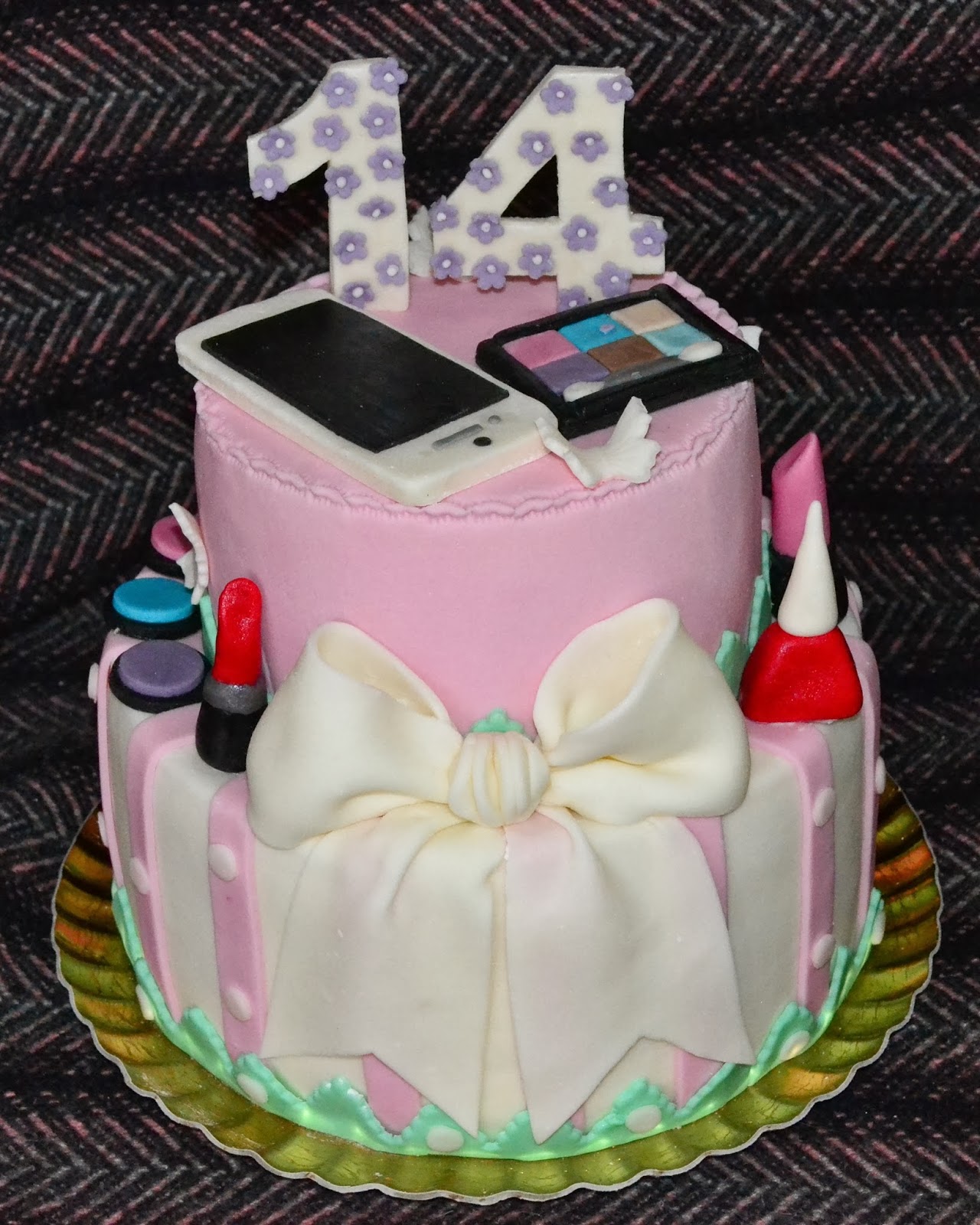 Bucataria Alynusei: Tort 14 ani