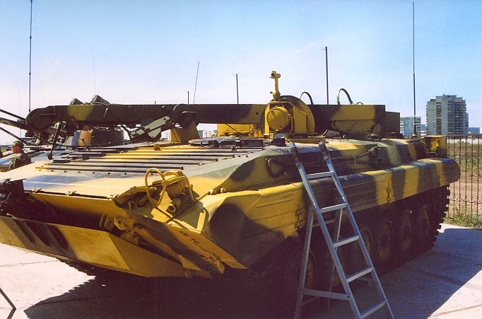 Myanmar Defence Weapons: အကူလက္ရံုး စက္ယႏၱရားမ်ား ၂