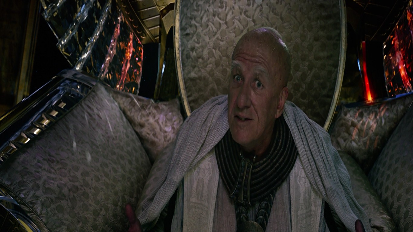 Cool movie screenshots: Geoffrey Rush as Ra in Gods of Egypt 2016