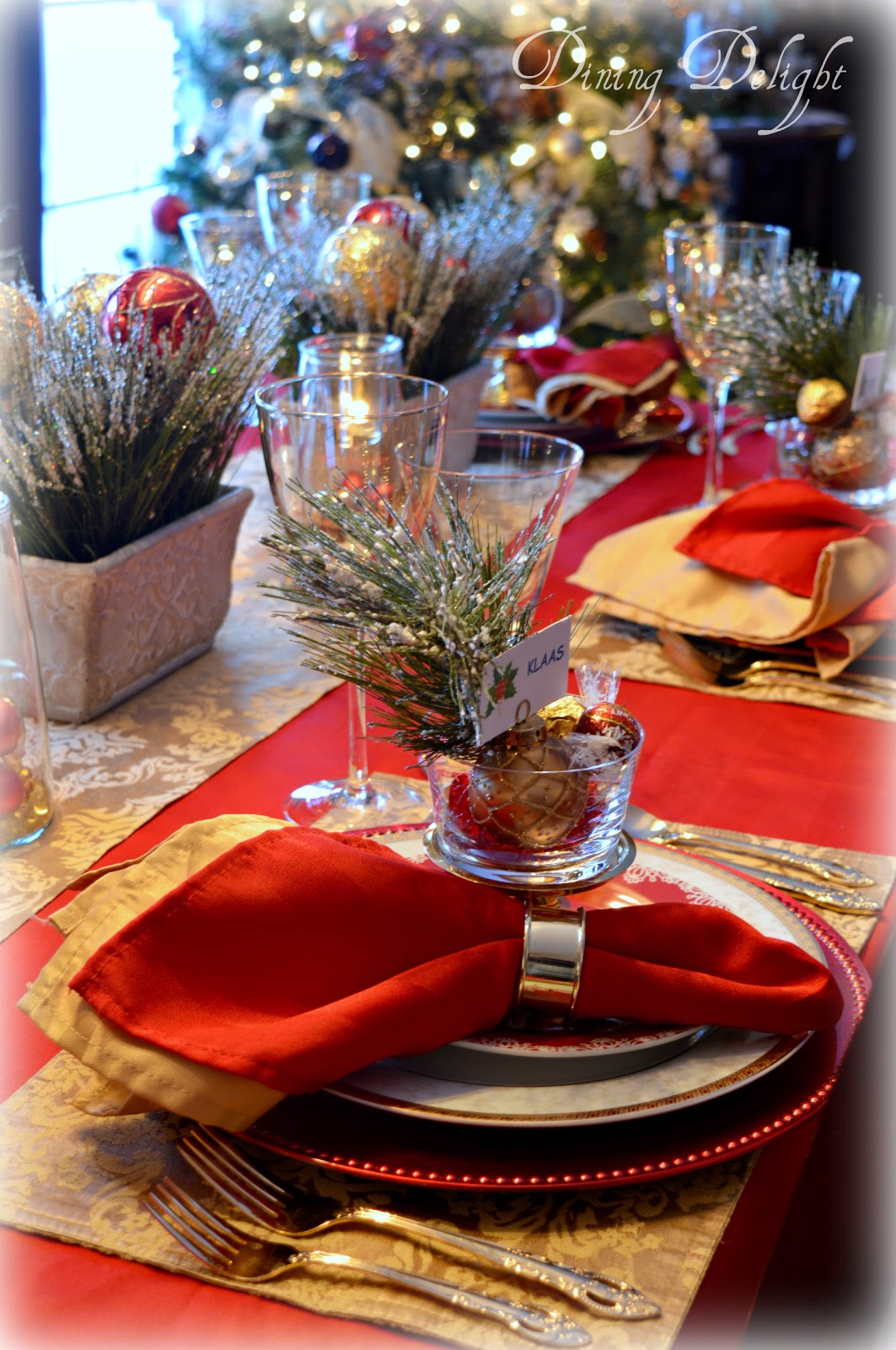 Dining Delight: Inspiration for Christmas Decorating