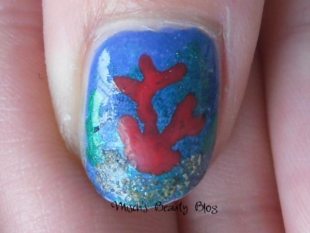 Misch's Beauty Blog: NOTD July 5th: Sea World Nail Art
