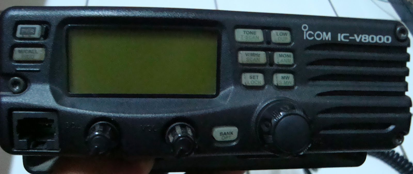 RADIO SELLER: Icom V-8000 transceiver 2 m (Sold)