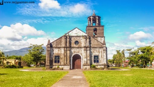 Visita Iglesia in Albay