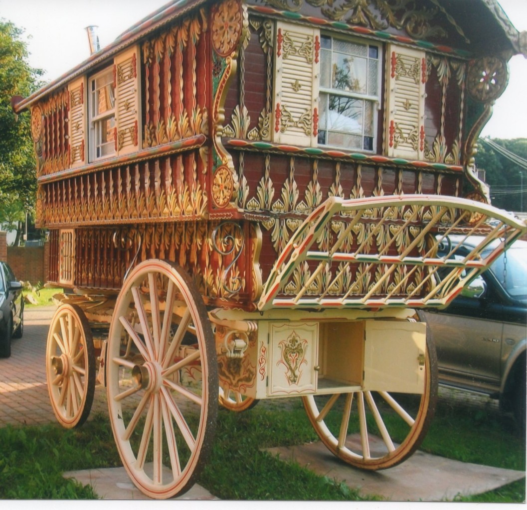 Just2Gypsies: Building A Gypsy Wagon -- Part 7 / Learning To Frame ...