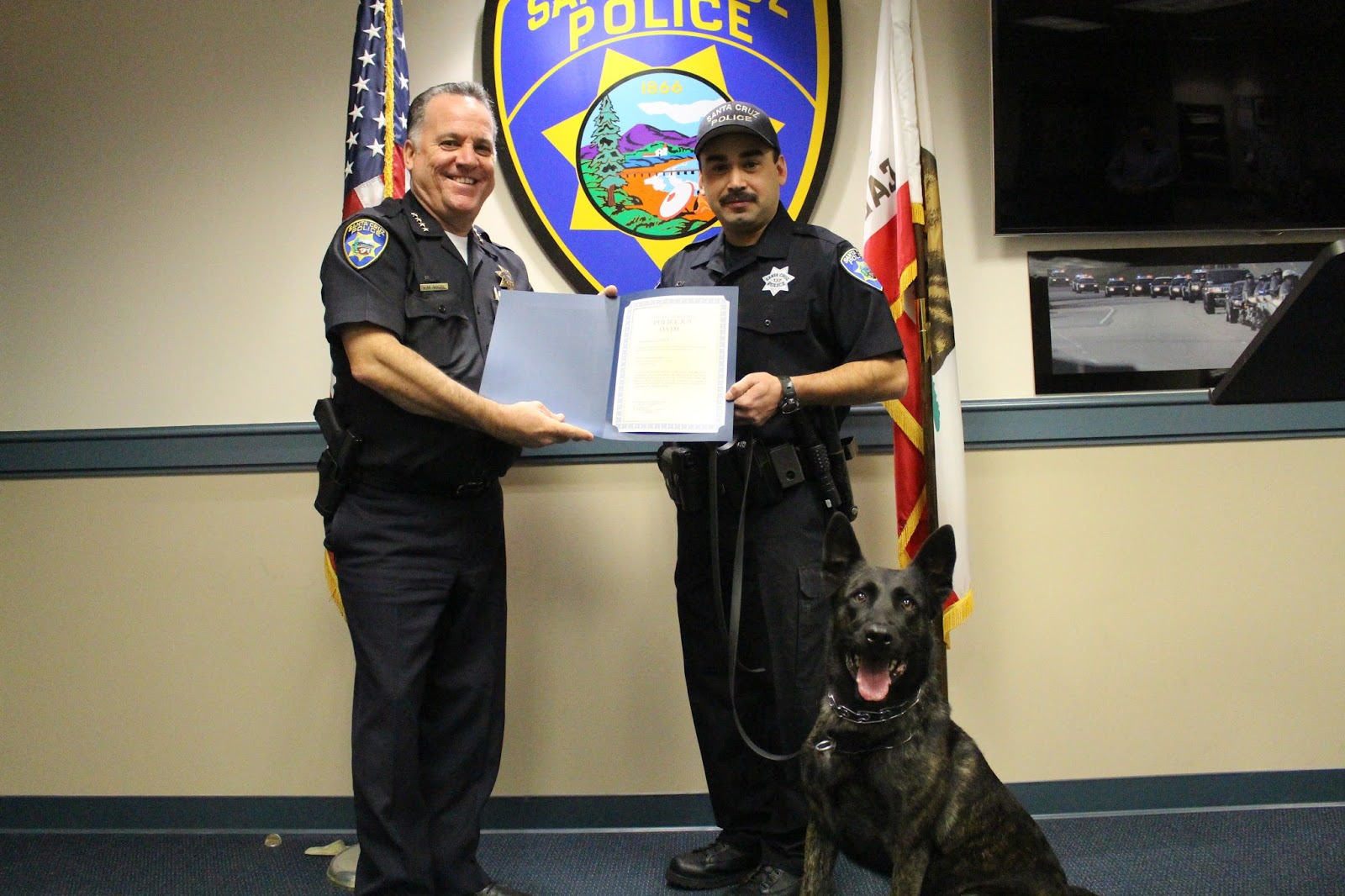 Santa Cruz Police: SCPD is pleased to announce its two new K9 Teams!