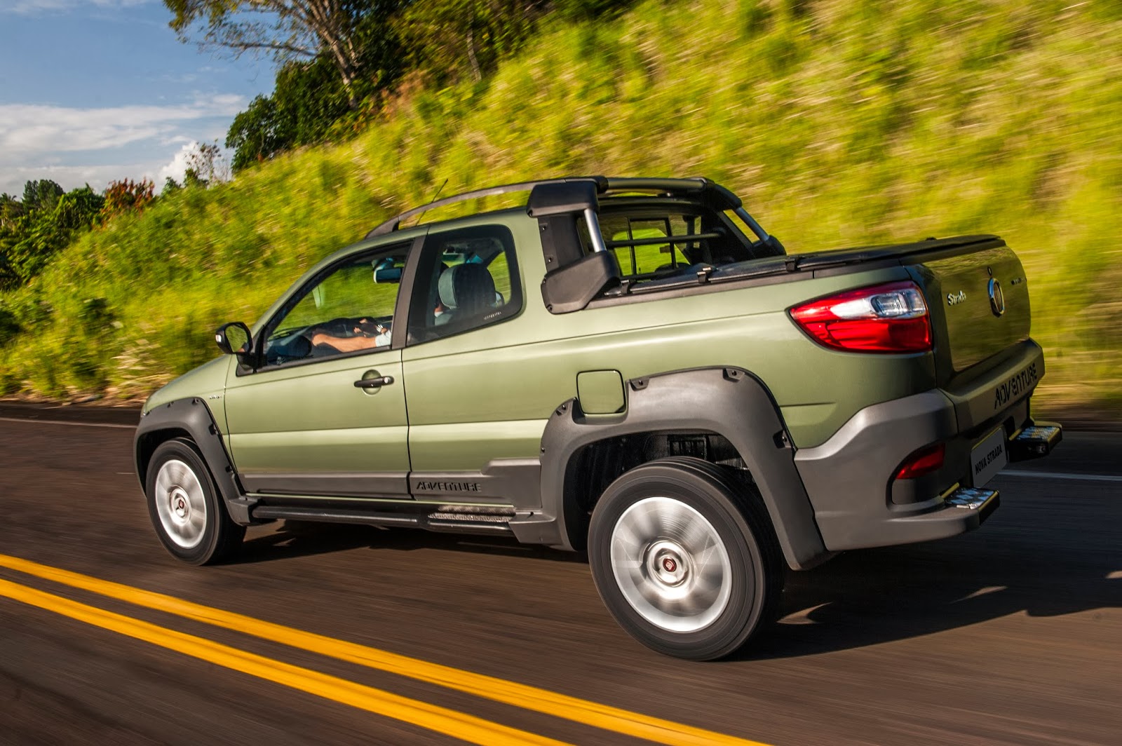 BLOG DO JORNALISTA ARNALDO MOREIRA: FIAT STRADA 2014: NOVO DESIGN ...