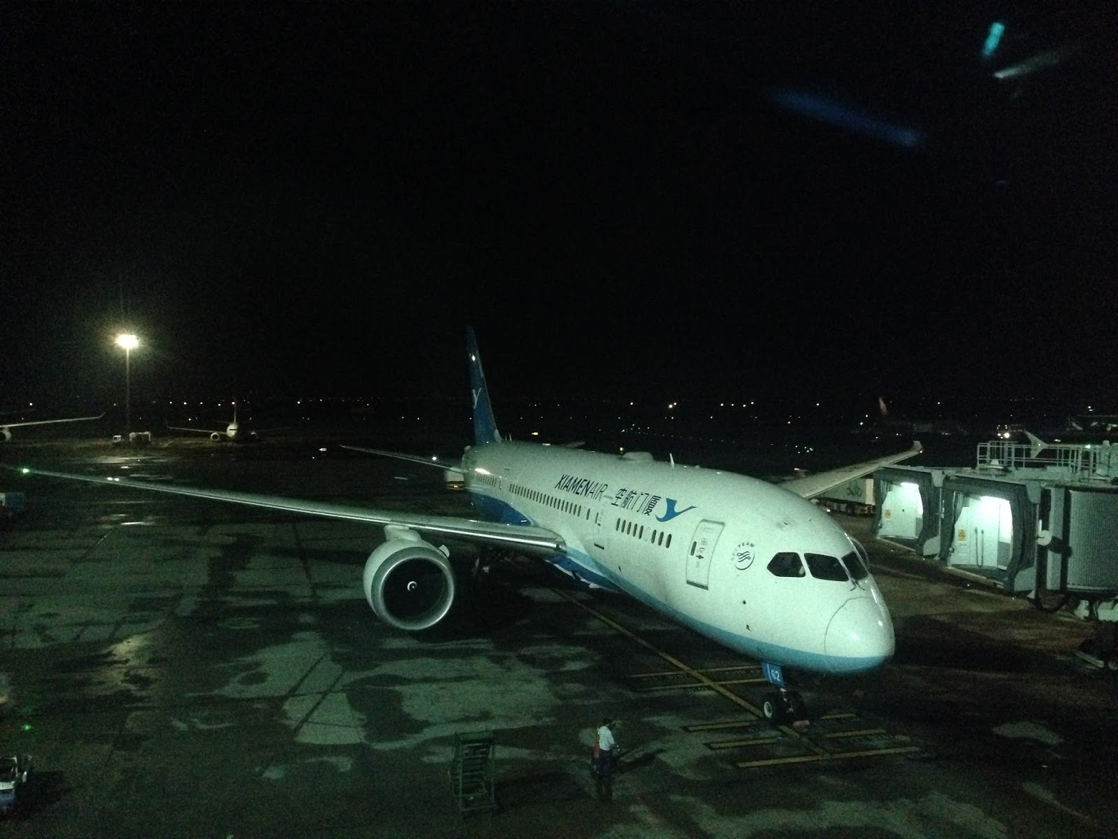 [飛行紀錄]廈門航空MF888 TPE-XMN:颱風天的787初體驗 | 威觀世界 Wei View the world