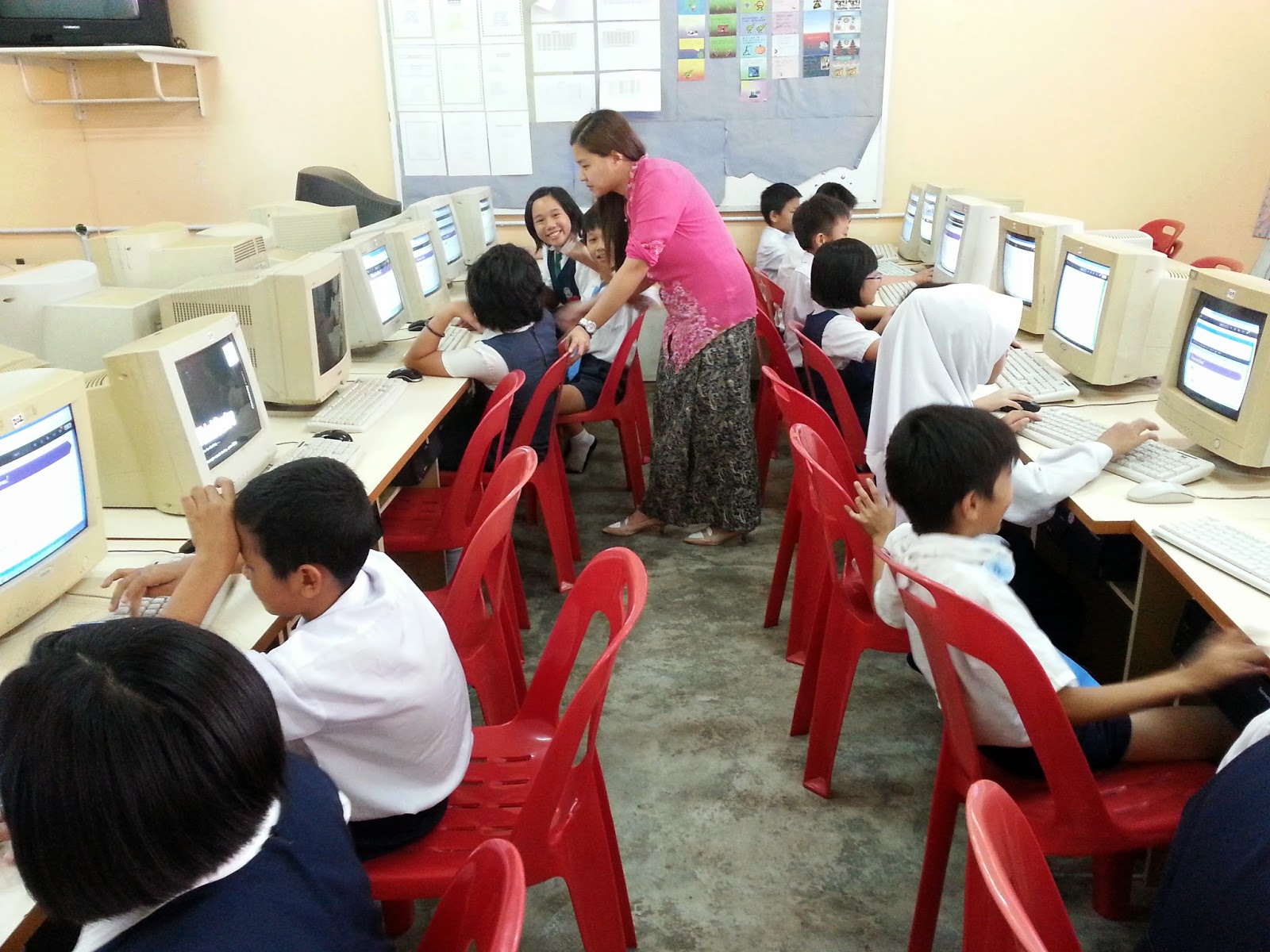 KELAB ICT SJKC LEE MIN: KURSUS DALAMAN MURID PADA BULAN MAC