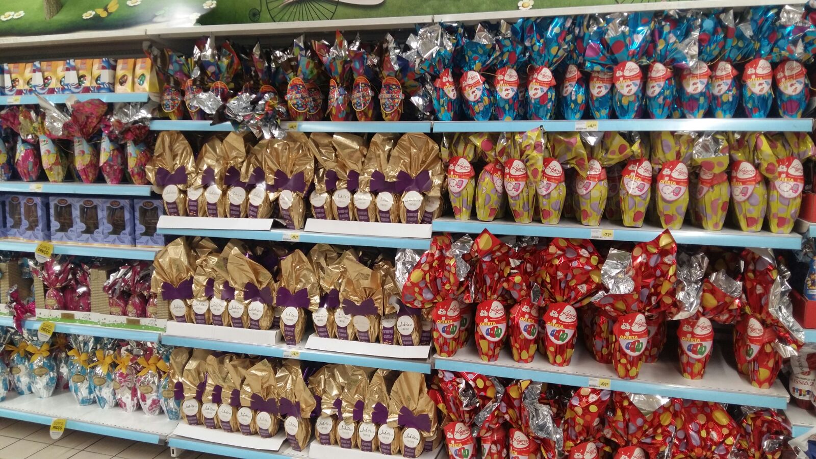 Meu mundinho cor de rosa: Tem Ovo de Páscoa em Portugal???