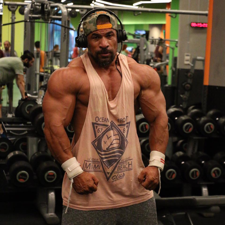 Worldwide Bodybuilders: Turkish alpha muscle Volkan Yalvaç