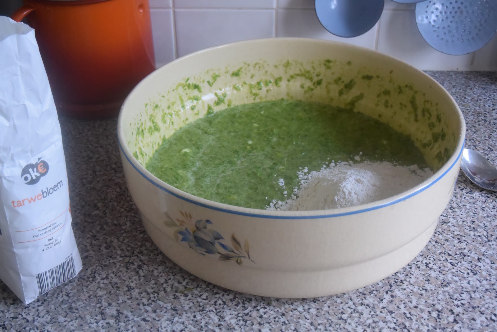 M i j m e r i n g e n . . .: Mijmering 80 Zelf gebakken GROEN brood en ...