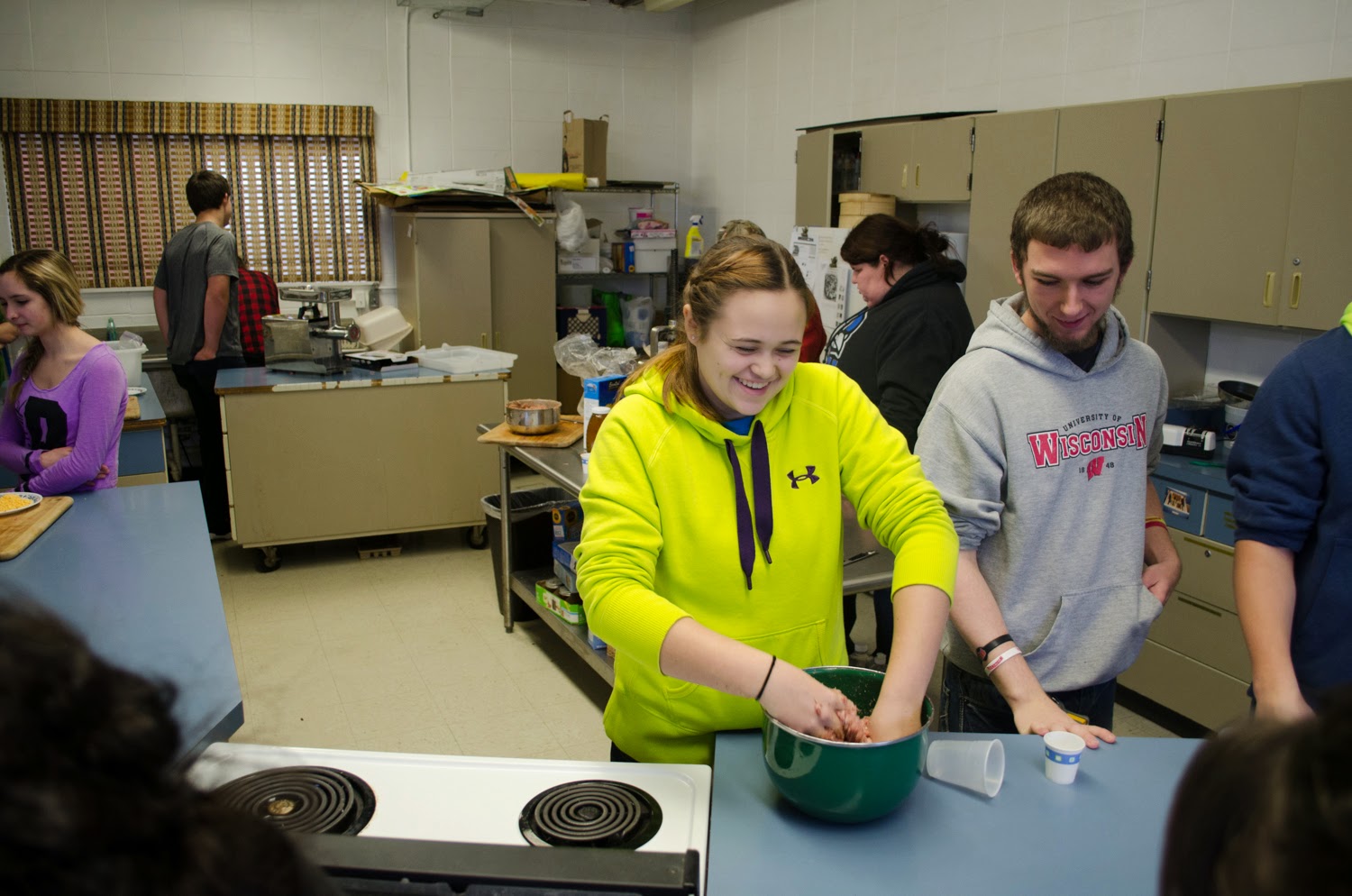 Students Make Sausage in Food Science Class | Johnson Creek Schools