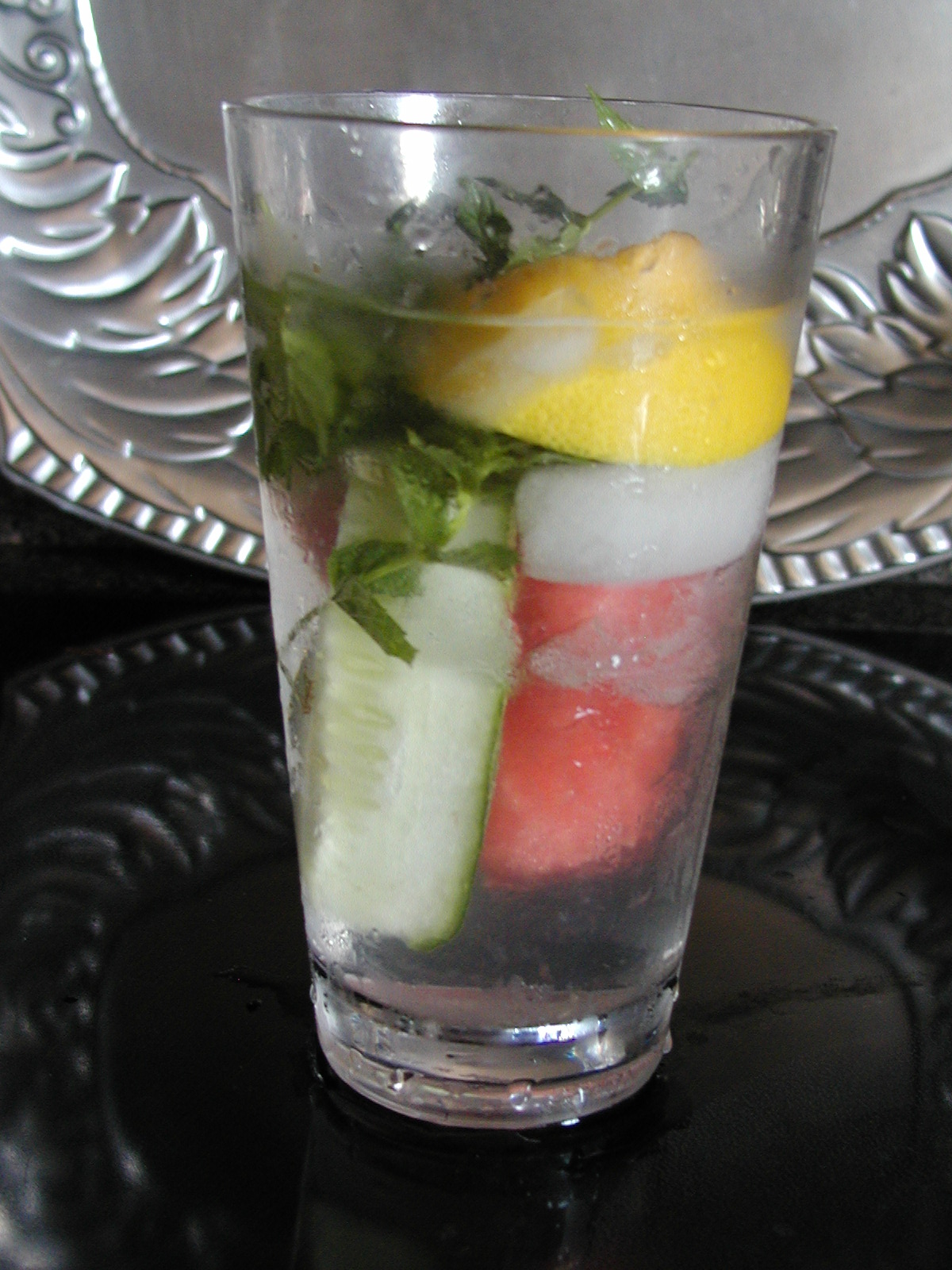 Yummy All Natural Flavored Water to Help You Beat the Heat!