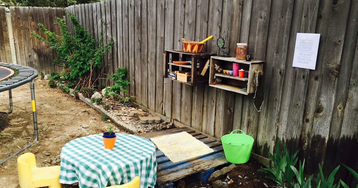 Barefoot Stories: News from the Mud Kitchen Cafe