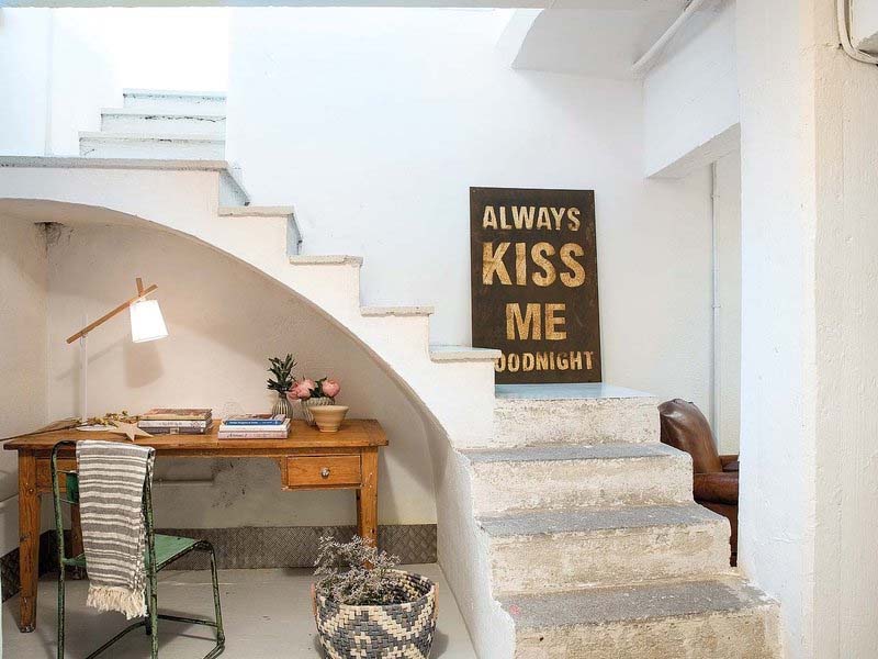 Vintage factory style loft in Madrid