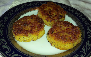 Hot Dinner Happy Home: Parmesan Herb Risotto & Leftover Risotto Cakes