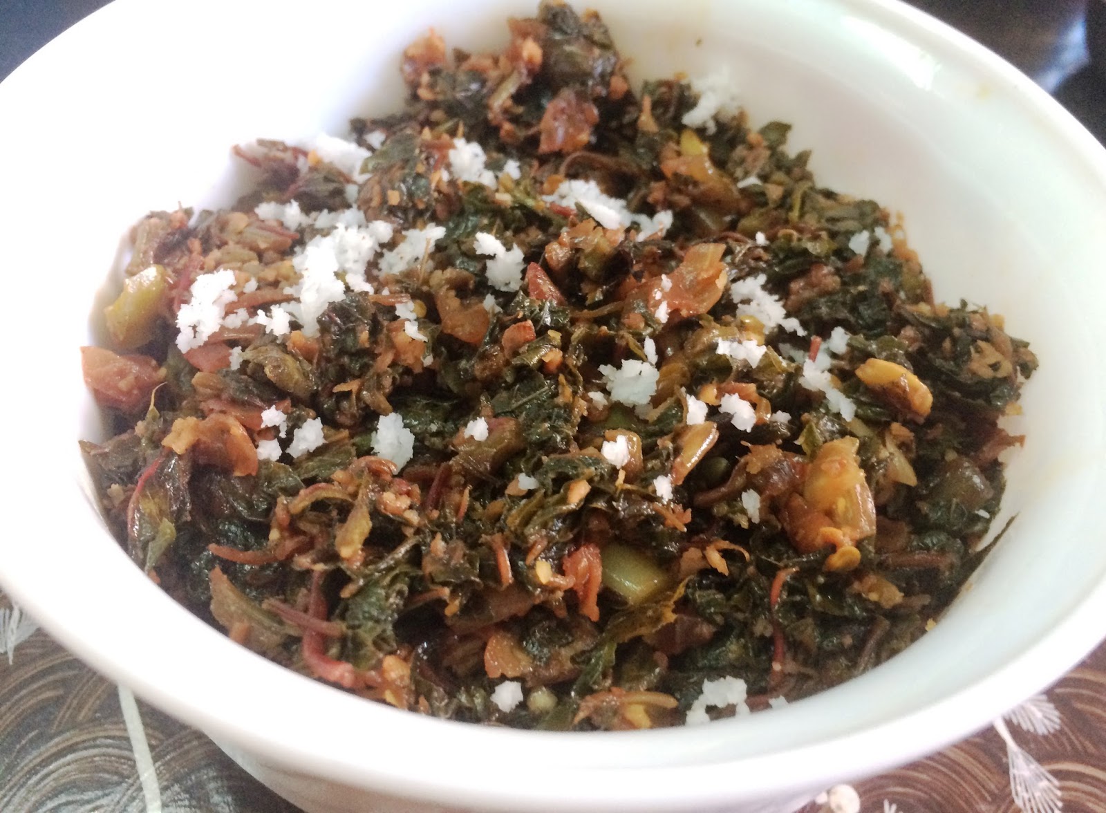 Lal mathachi bhaji ( Amaranthus ) - Sakas Aahaar