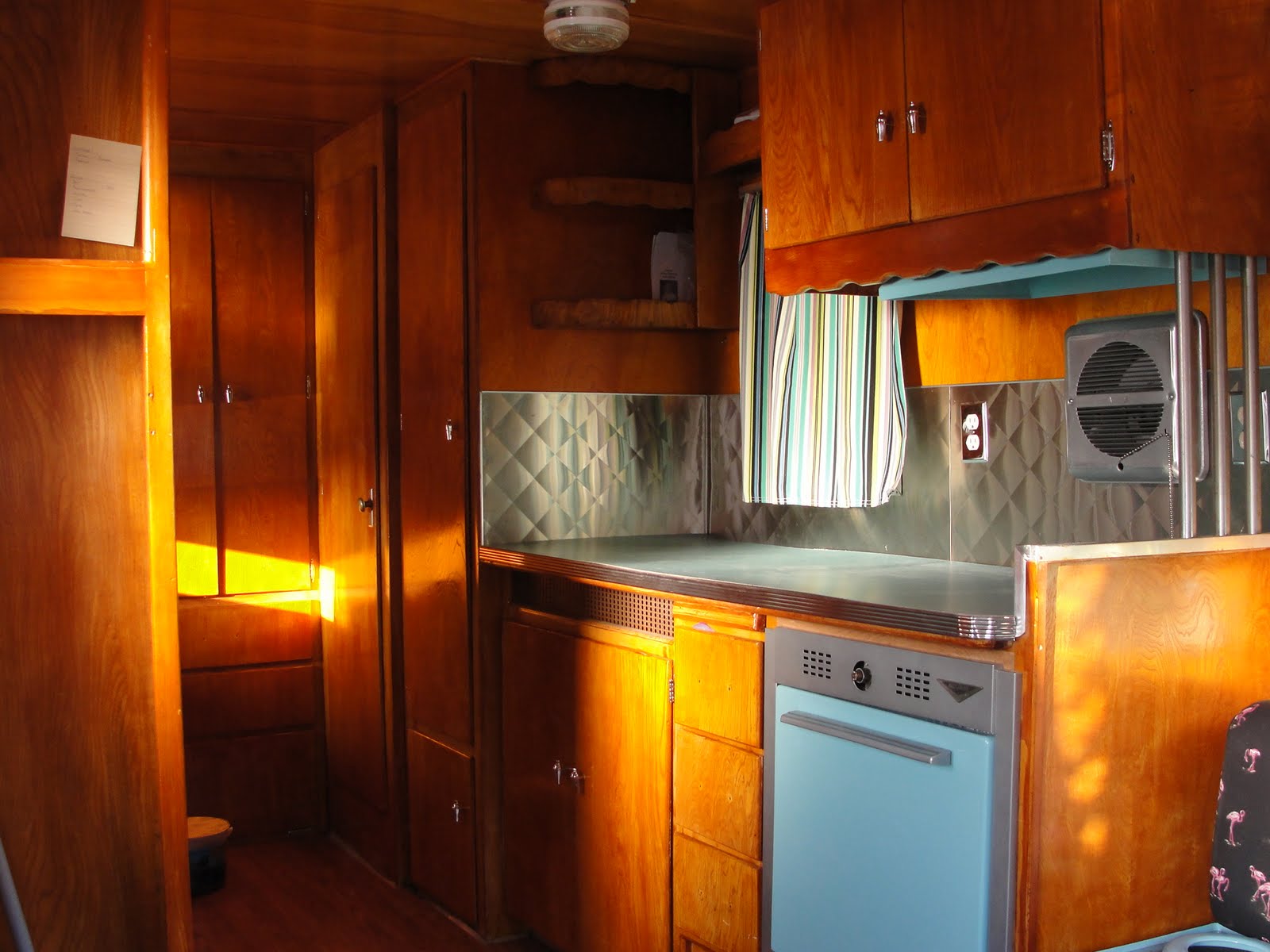 Our Katrina -The Saga of restoring a 1959 20' Fireball Vintage Travel ...